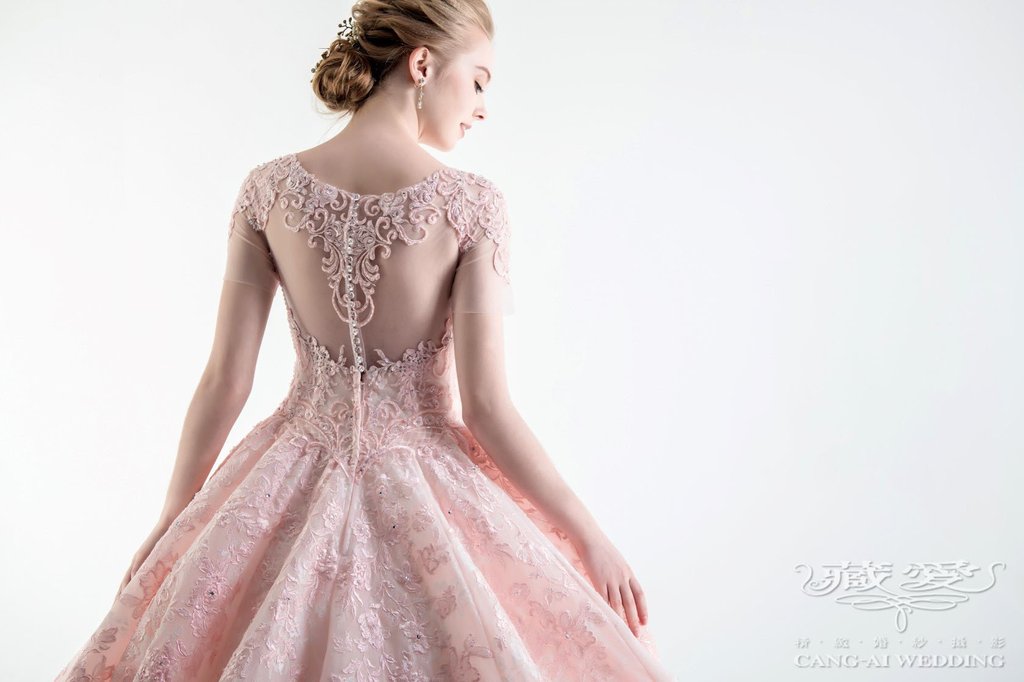 Stunning Wedding Gown Back Design | Cangai Wedding Singapore | 新加坡藏爱婚纱